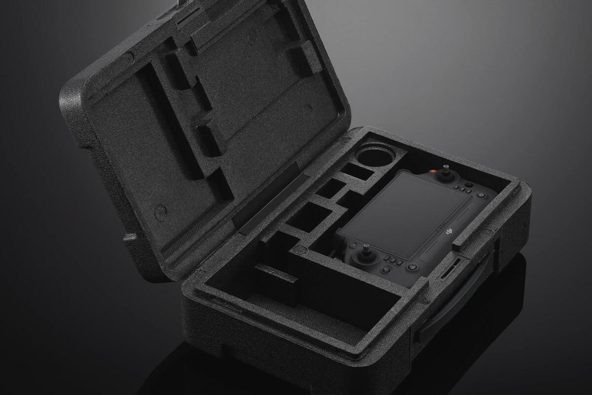 购买 DJI RC Plus 运输箱 | DJI 大疆商城